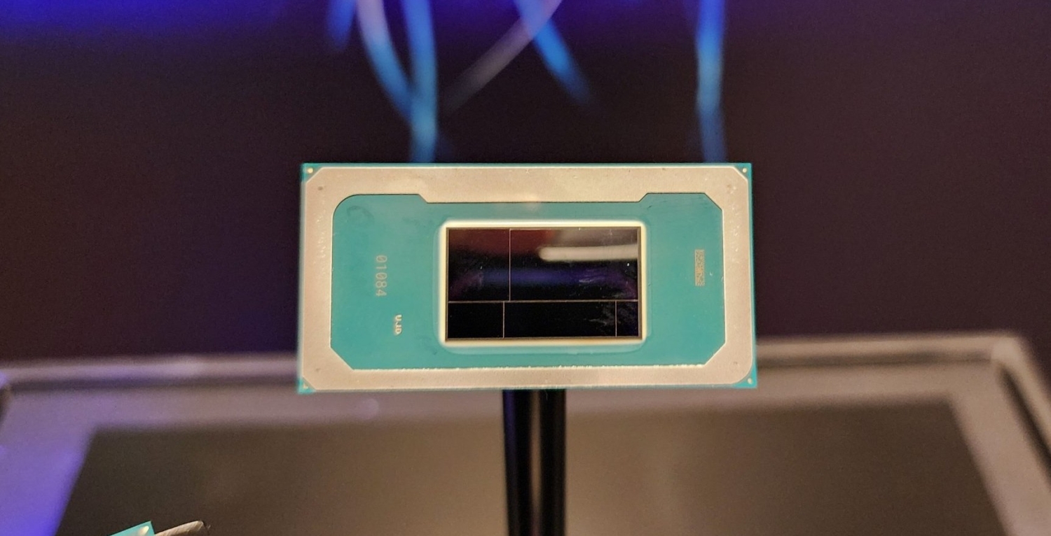 Intel Panther Lake CPUs shows 'most refined' hybrid P-Core/E-Core setup ...