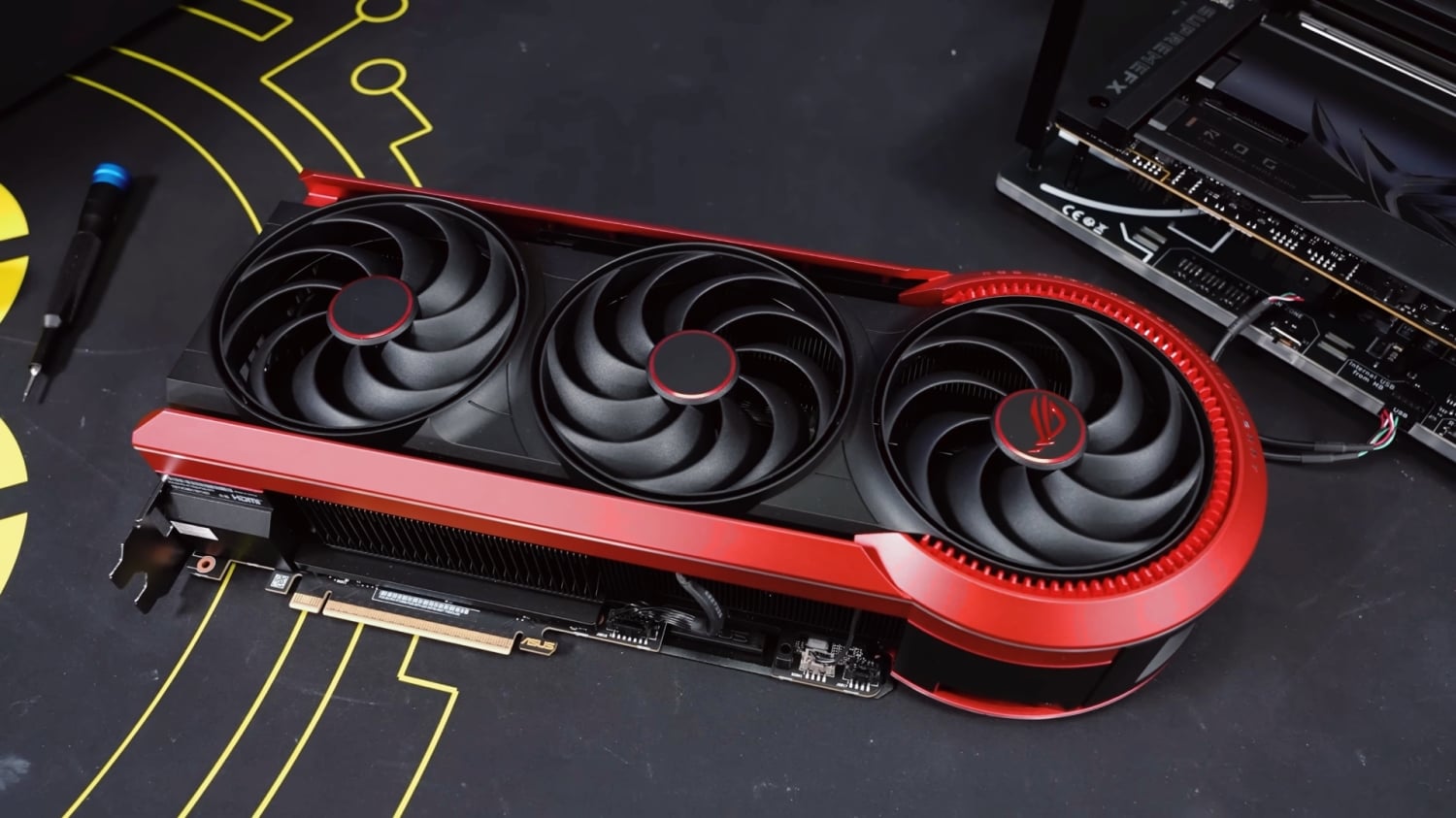 ROG Matrix GeForce RTX 5090 tested: 26% higher power draw, 10% more ...