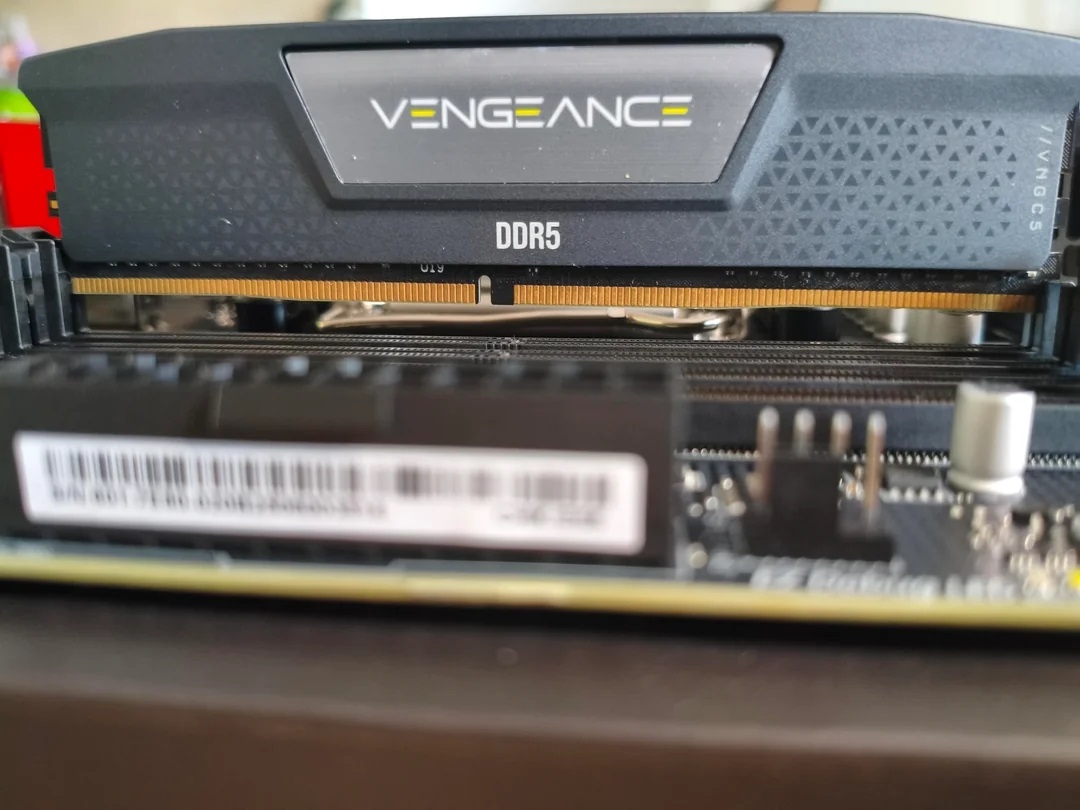 More RAM scams: Redditor buys Corsair Vengeance DDR5, but it's really ...