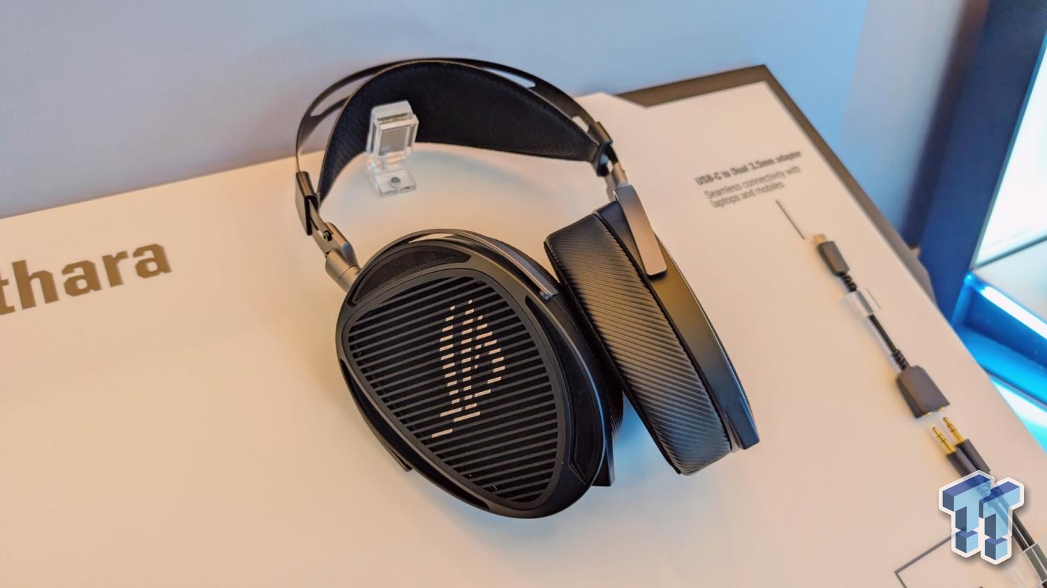 ASUS introduces the new ROG Kithara gaming headset for audiophiles
