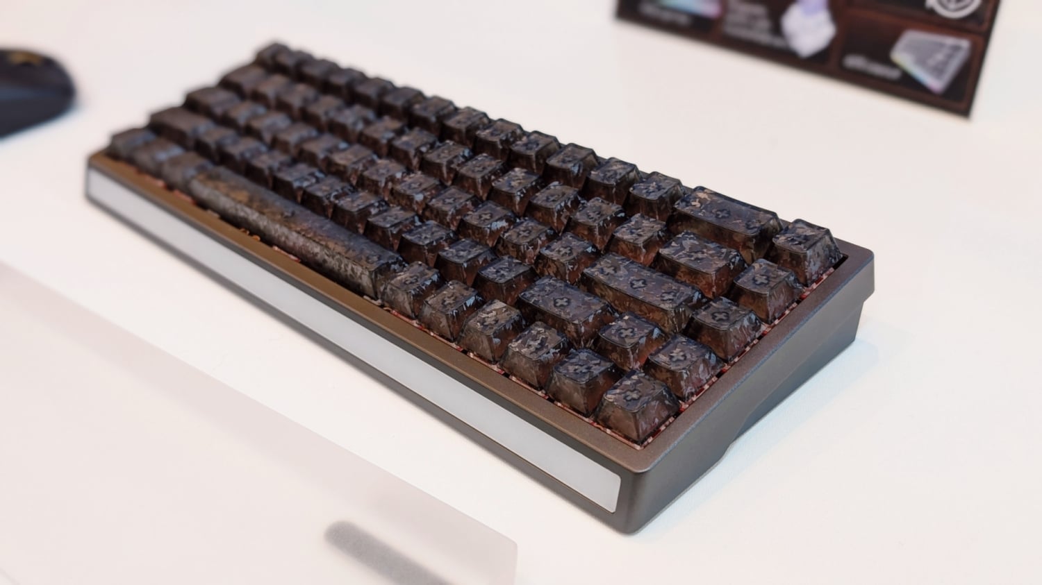 MSI's new 8K wireless gaming keyboard has the most impressive magnetic ...