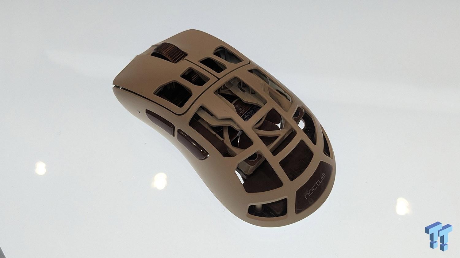 Noctua's Pulsar Feinmann F01 gaming mouse is coming soon, and it's got ...