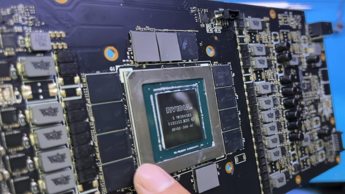 Repair channel buys ASUS RTX 4090 for $222 and finds plastic die with ...