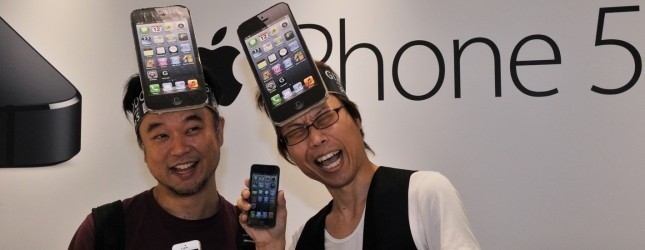 Apple enjoys success in Japan, tops their mobile industry for the first ...