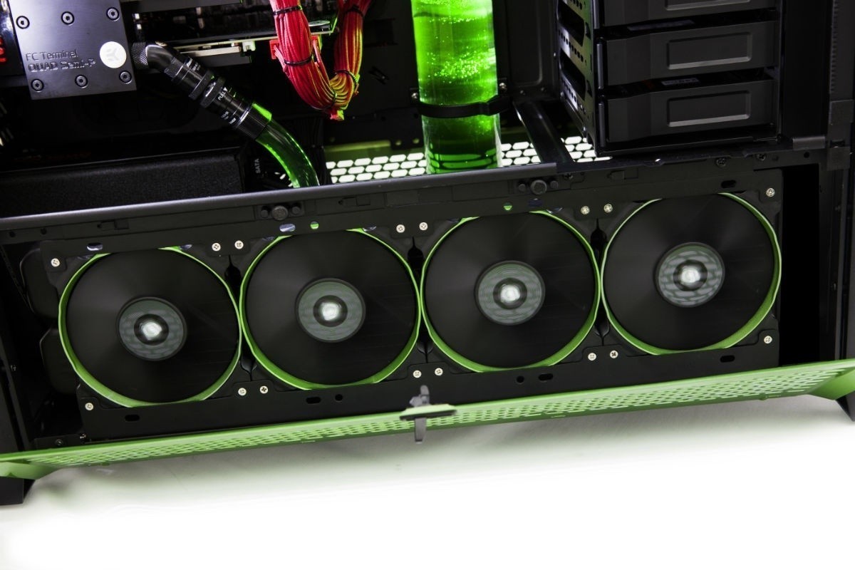 Maingear unleashes liquid-chilled EPIC series of custom PCs that use ...