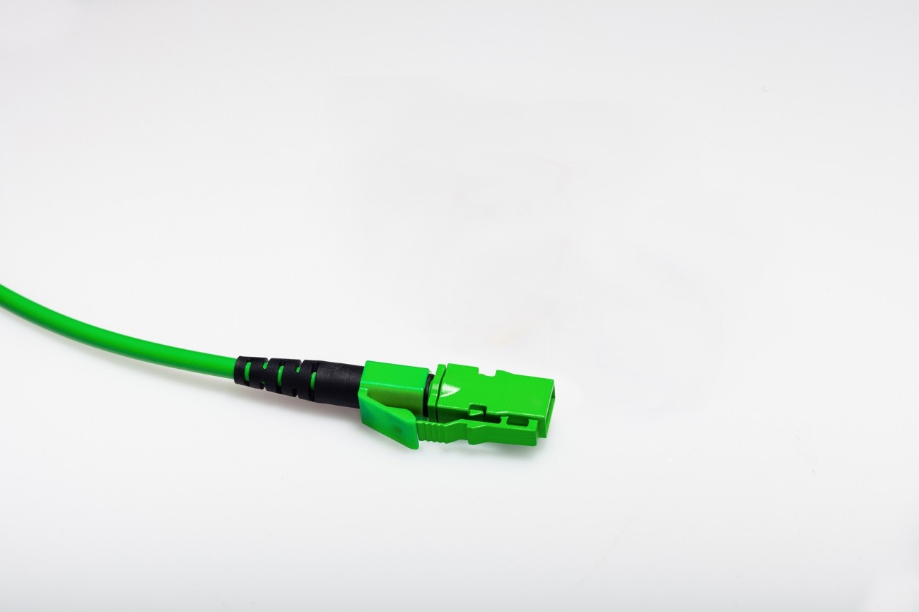 Intel's new cable design can move data at a whopping speed of 800Gbps