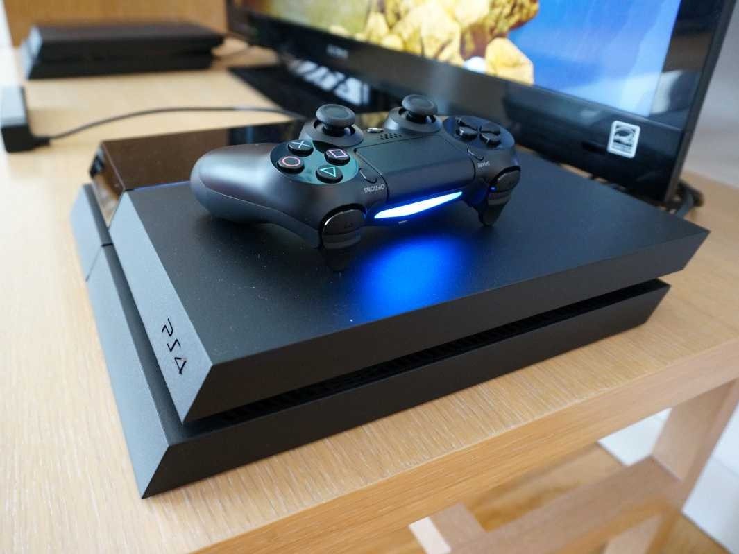 Sony PlayStation 4 outsold Nintendo, Microsoft Xbox One in October