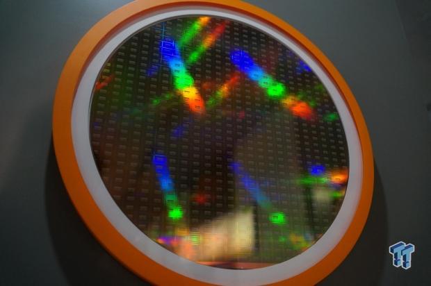 SK Hynix shows off HBM 2 wafer at NVIDIA's GTC 2015 event