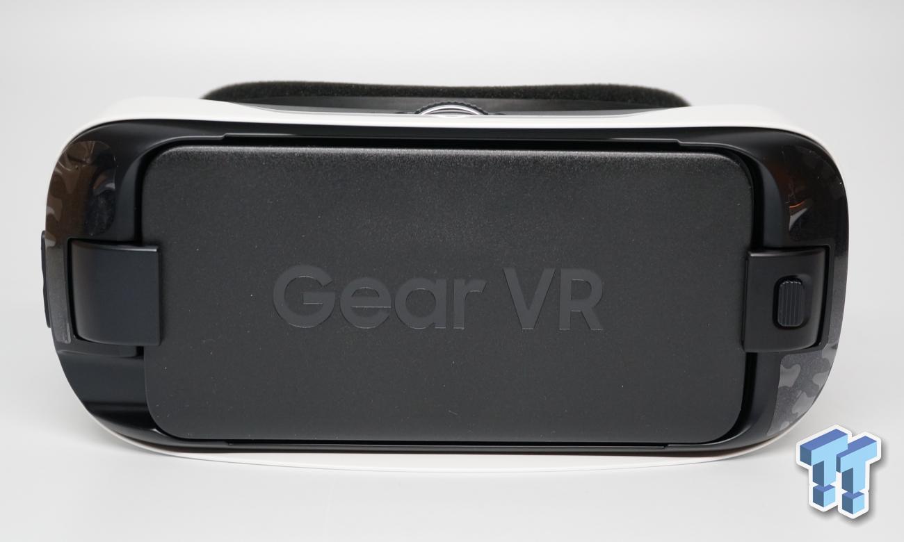 Oculus wants you to watch movies with friends on your VR headset