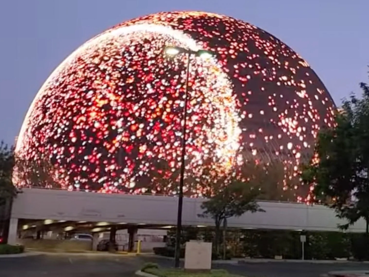 World s largest LED screen worth 2.3 billion is turned on for the first time