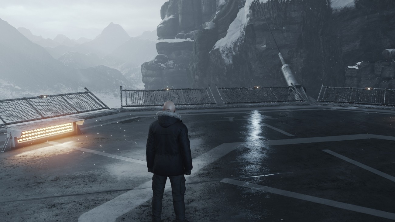 Asynchronous Compute provides 5-10% improvement for AMD on Hitman