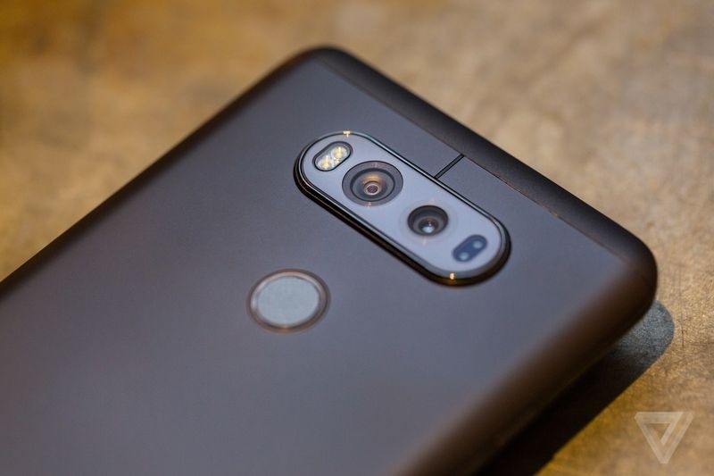 LG announces its V20 smartphone, first with Android 7.0