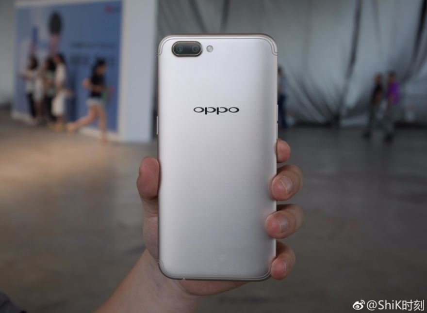 OPPO R11 images leak ahead of the launch