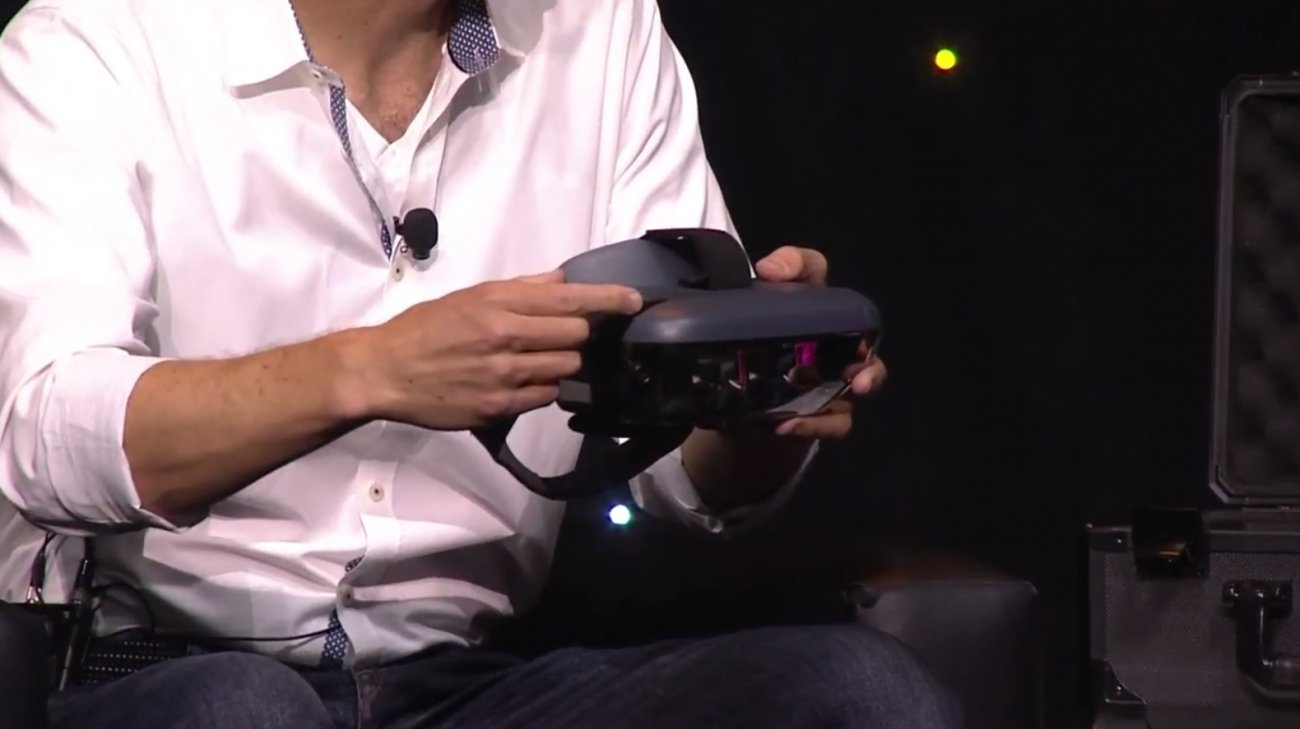 Disney's new mobile AR headset plays Star Wars games | TweakTown