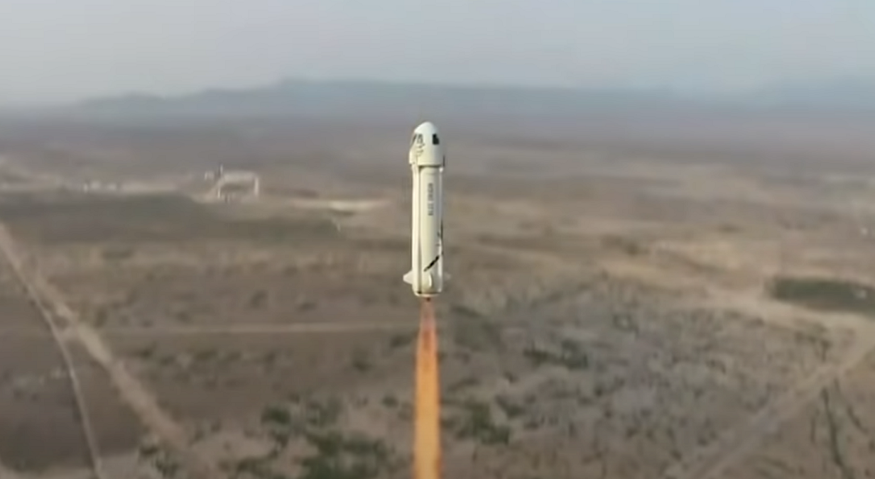 Internet makes fun of replica rocket that took Jeff Bezos to space