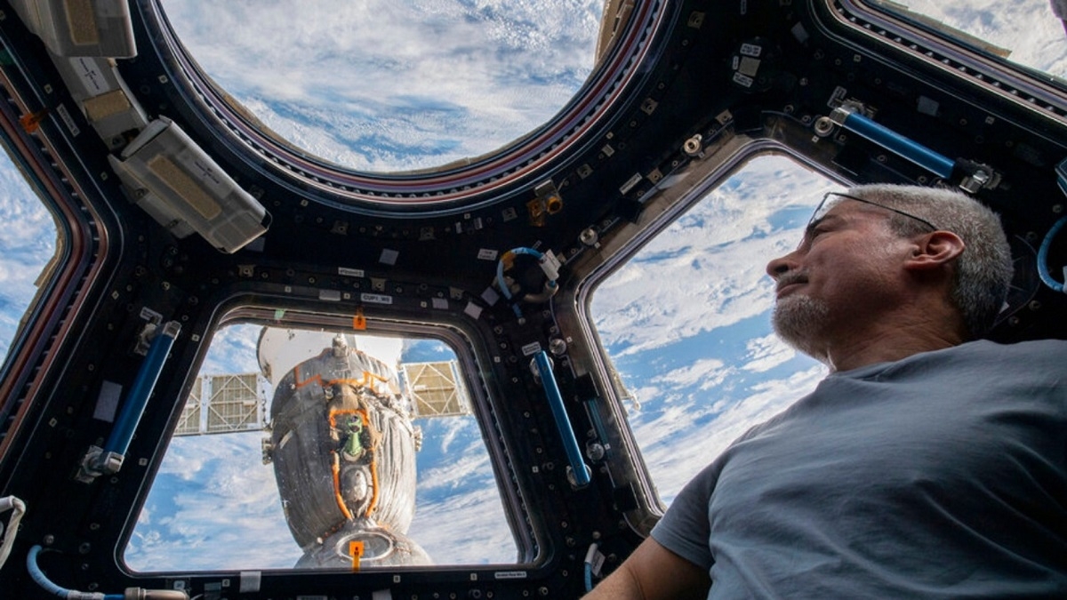 NASA astronaut shatters record for longest American spaceflight