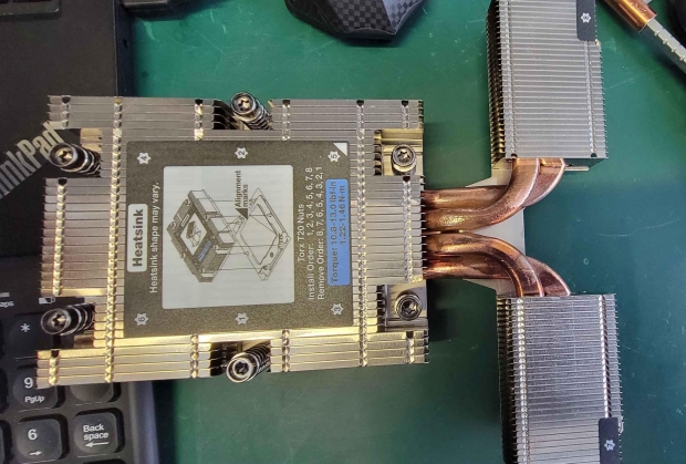 AMD EPYC 'Genoa' Zen 4 CPU + mammoth SP5 socket smile for the camera