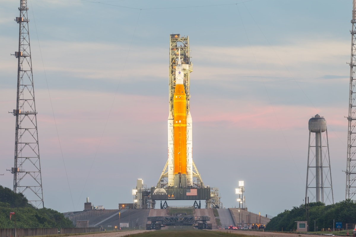 NASA Prepares Its Most Powerful Rocket For Coming Launch To The Moon ...