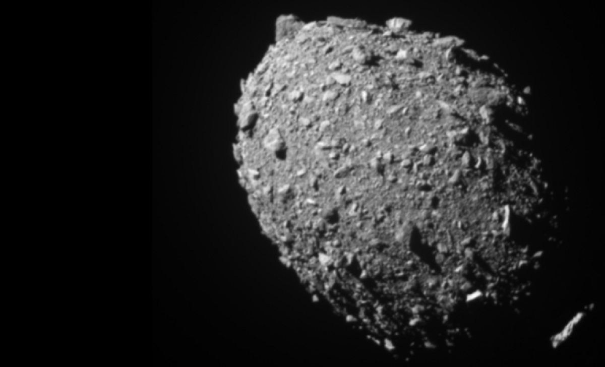 Nasa Crashed A Spacecraft Into An Asteroid These Are Its Final Images