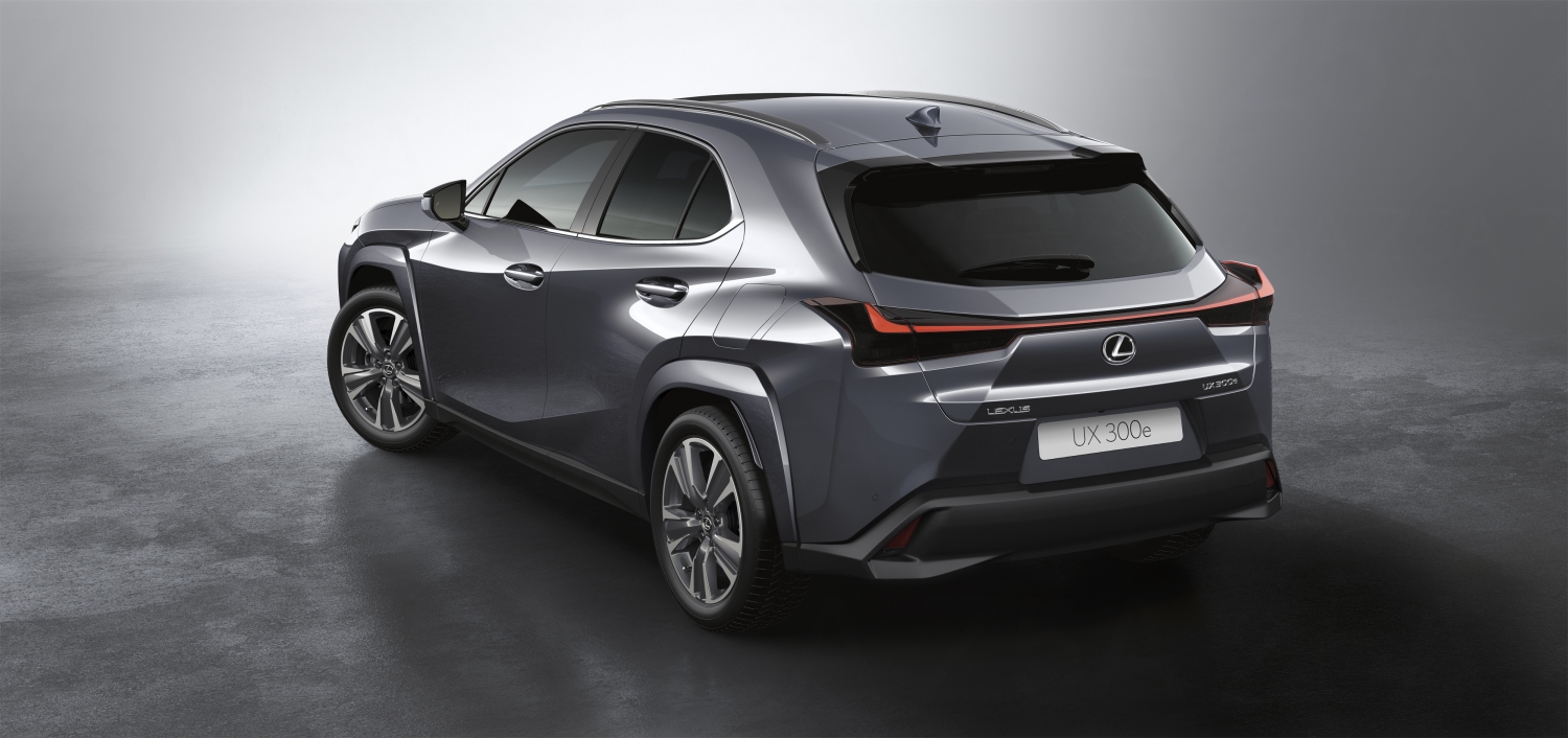 Lexus publicly premieres the all-electric Lexus UX 300e