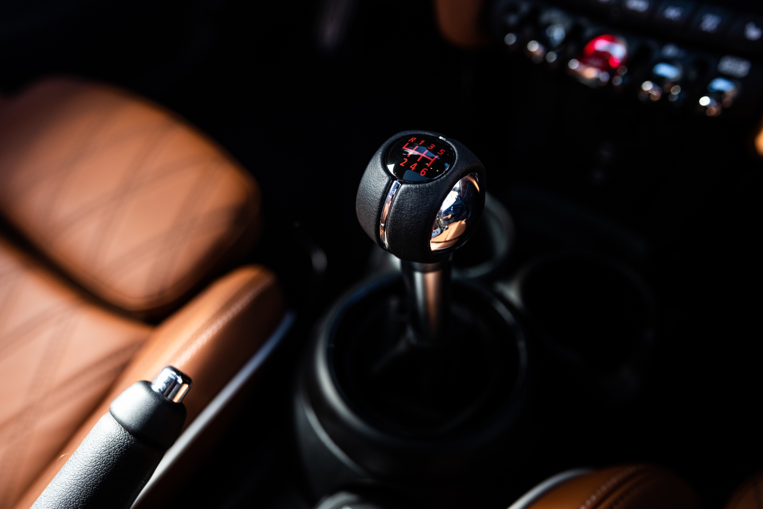 Mini launches new program which will teach drivers how to drive stick shift