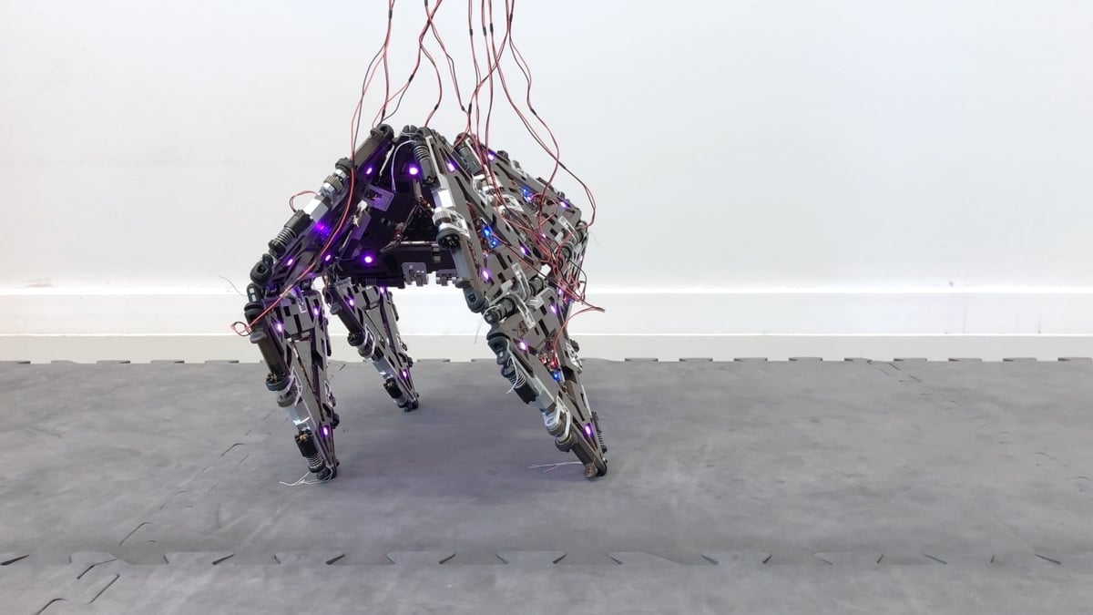 Researchers unveil incredible shapeshifting robot designed to help ...