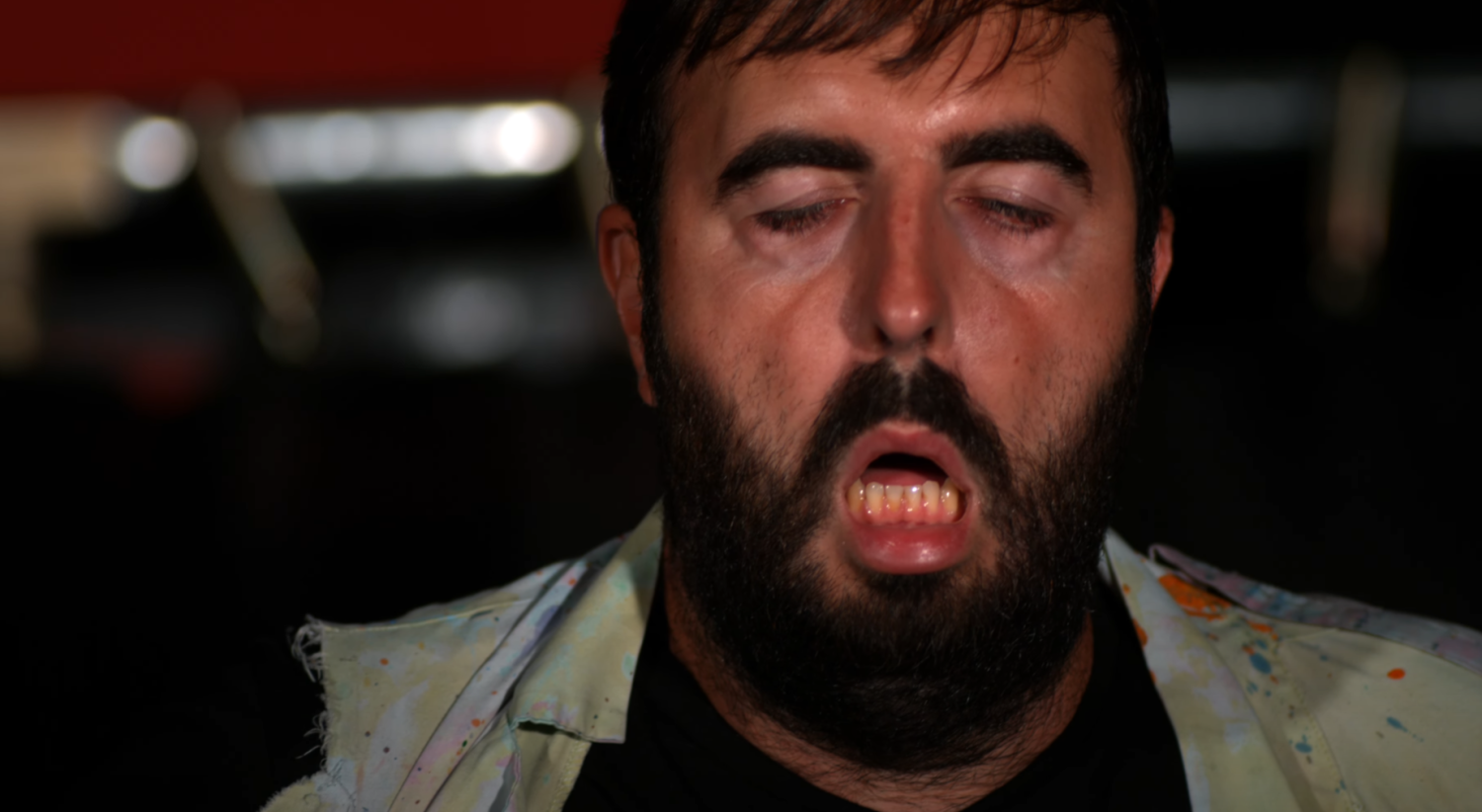 YouTubers show in slow-motion how your face contorts when bouncing on a ...