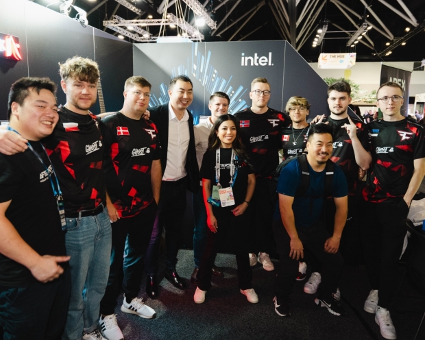 Aftershock PC teams with SteelSeries on FaZe Clan: team signed PCs you ...