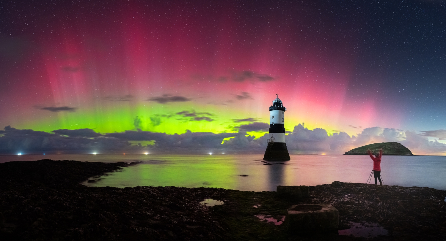 Officials sound the alarm on powerful 'cannibal' solar burst that will ...
