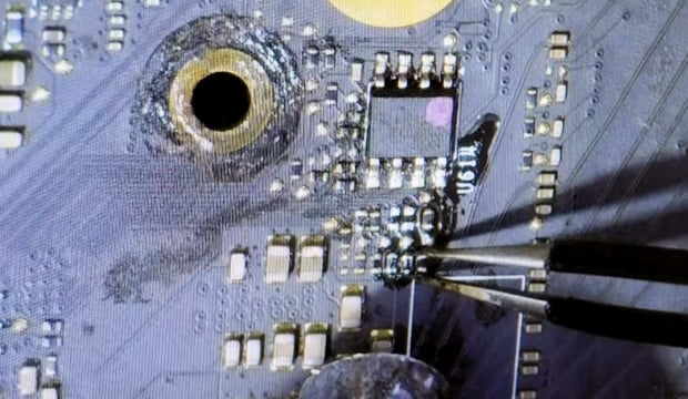 NVIDIA GeForce RTX 2080 modded from 8GB to 16GB of VRAM