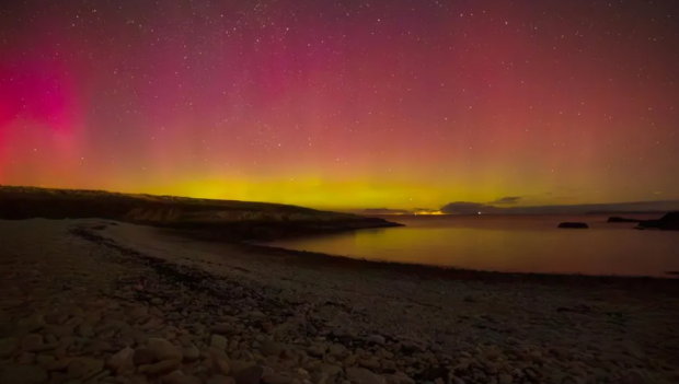 Northern Lights spotted in UK with a strong colorful display following ...