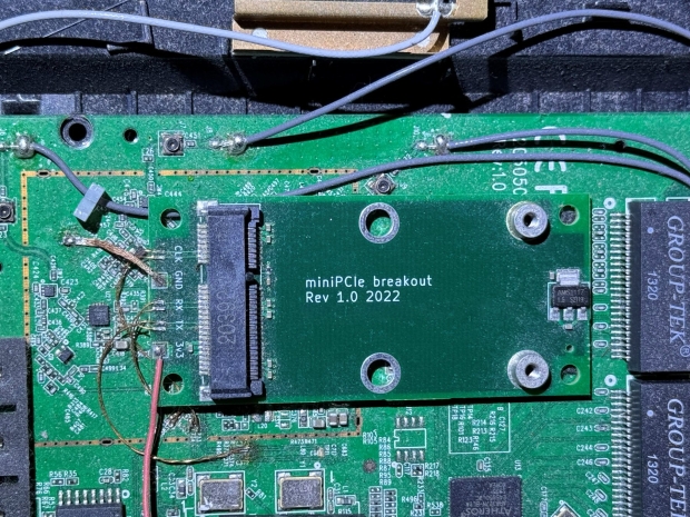 Hacker runs GTA: Vice City on his router, using an external AMD Radeon GPU