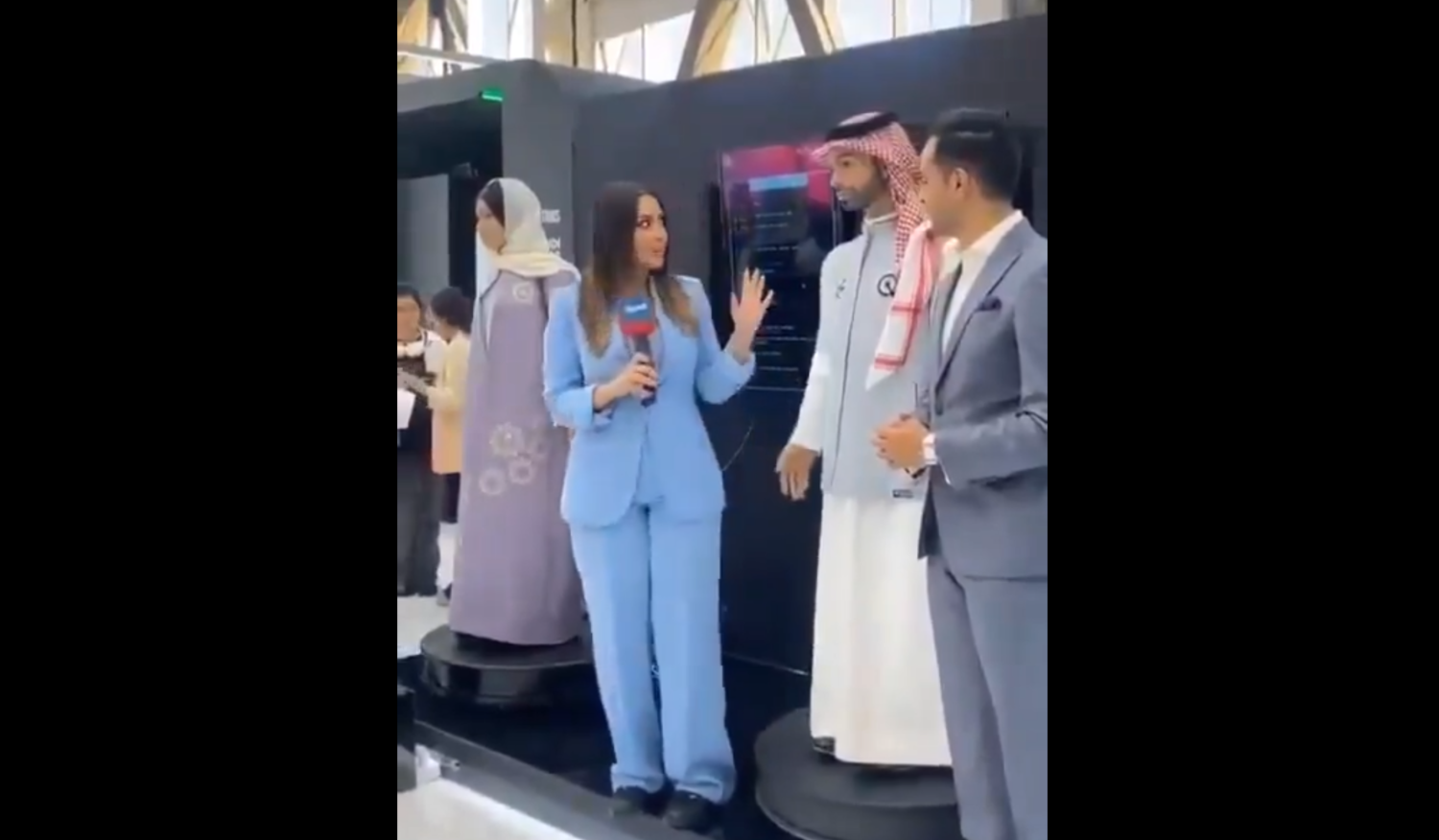 AI company responds to outrage of male humanoid robot 'groping' female ...