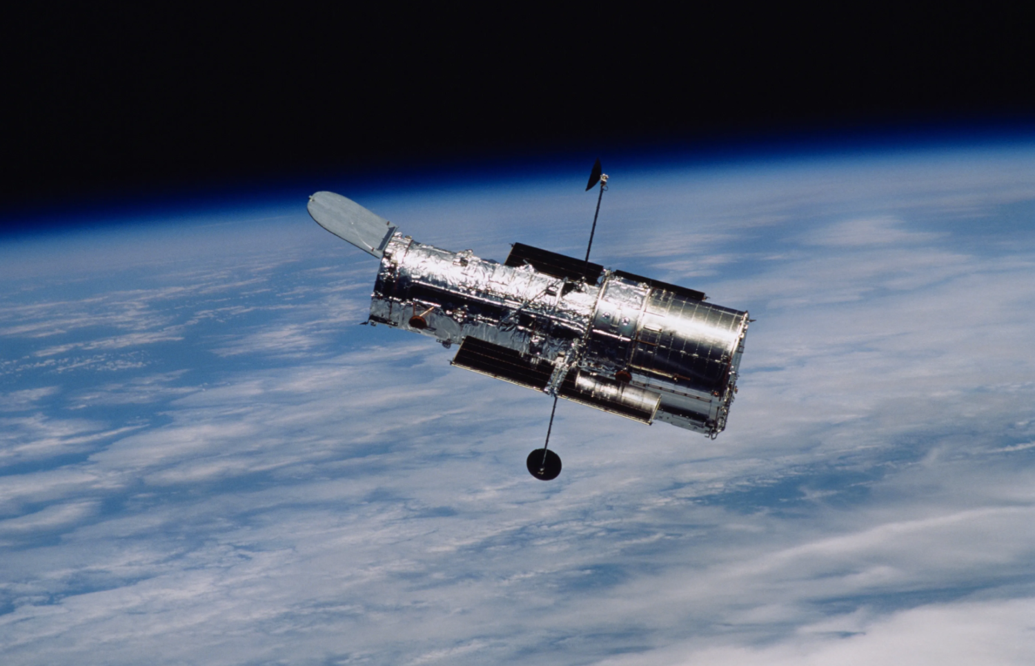 NASA telescope captures star cluster birth from five and half million ...