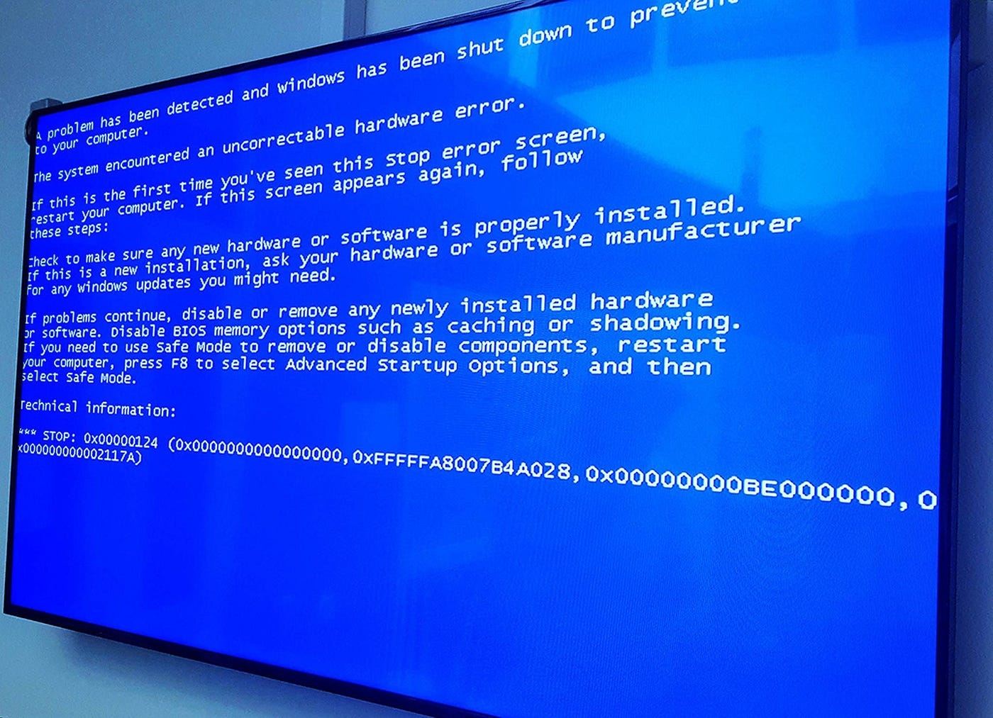 Breaking - Global IT outage grounds planes, closes banks, and disrupts ...