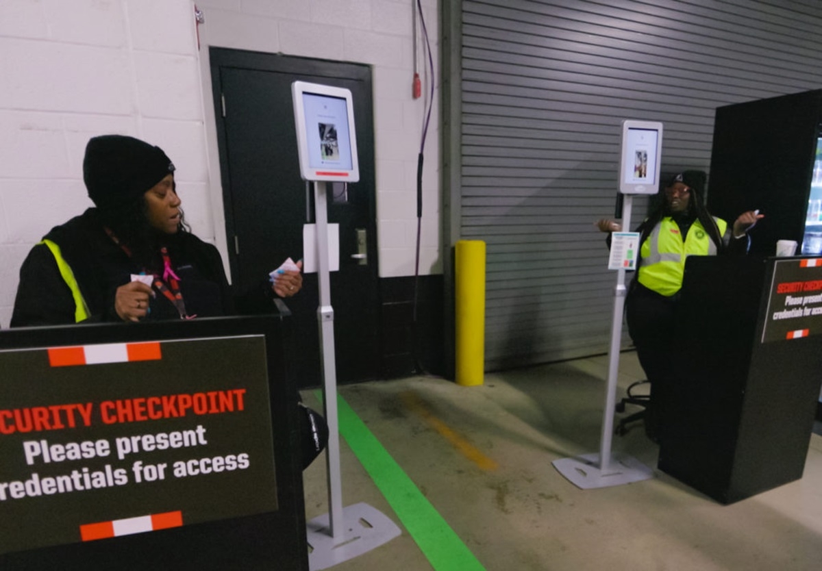 NFL to roll out facial recognition software in stadiums across the ...